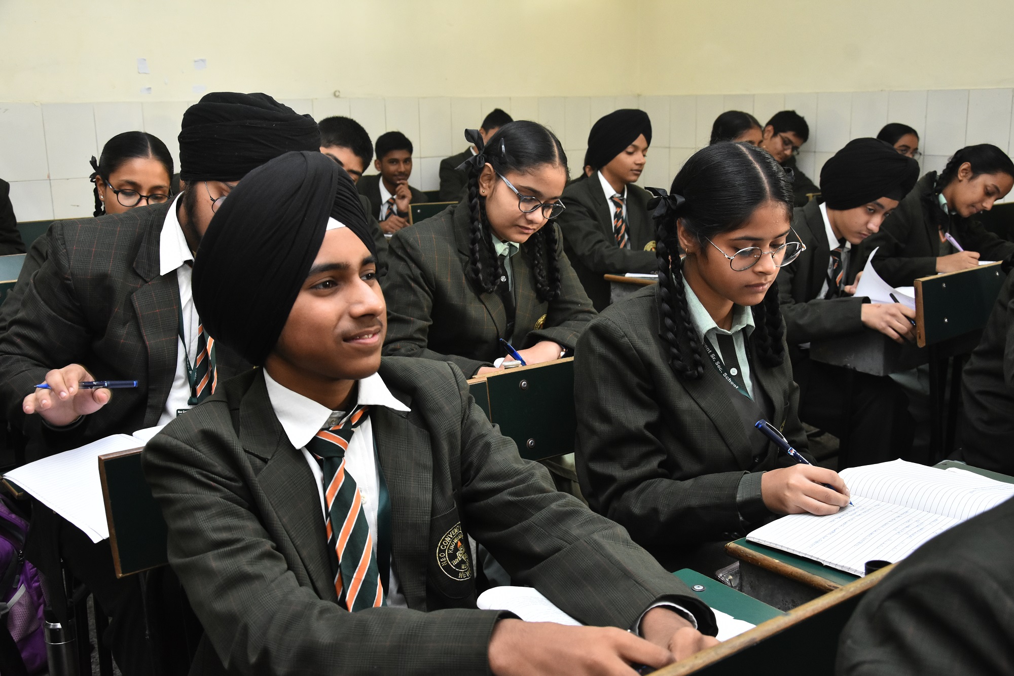 School with good Academic record in Delhi - Neo Convent School